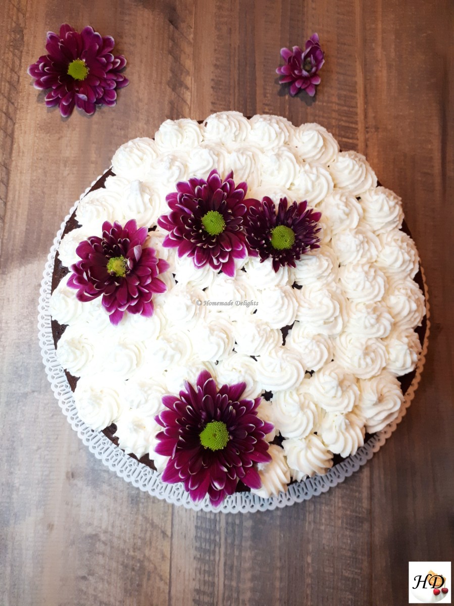 Torta al cioccolato e cardamomo con crema al mascarpone – Homemade Delights